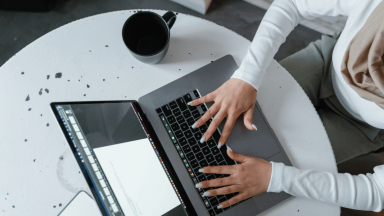 Tips Membuat Outline Skripsi yang Efektif Beserta Contohnya - Ebizmark Blog